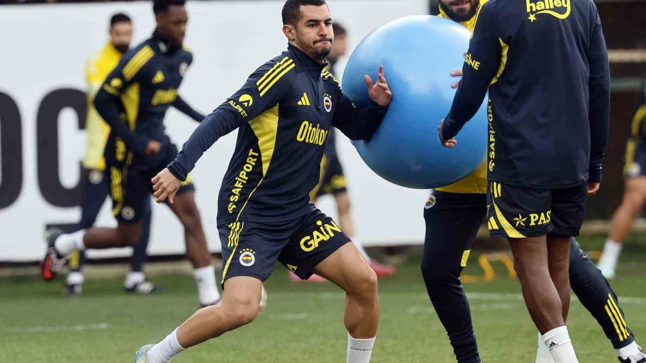 Anthony Musaba, Fenerbahçe'de ilk antrenmanına çıktı